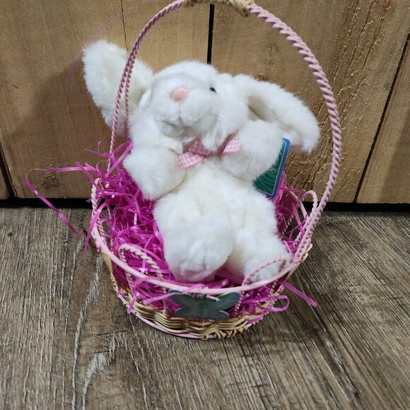 unbranded | Holiday | Metal Wire Easter Basket With Nwt Plush | Poshmark